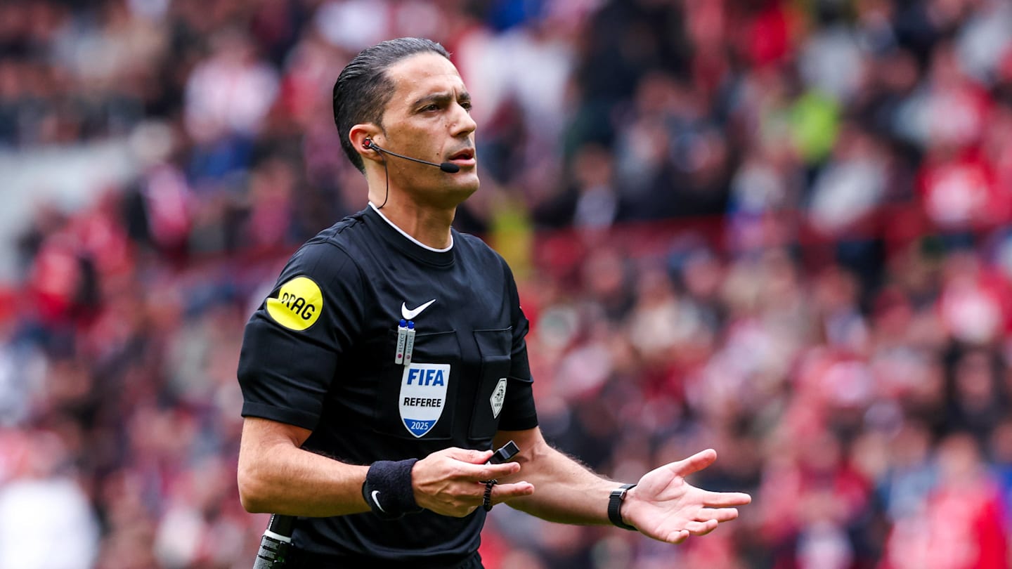 Legia Warsaw vs Chelsea: Who is the referee and VAR for the Conference ...