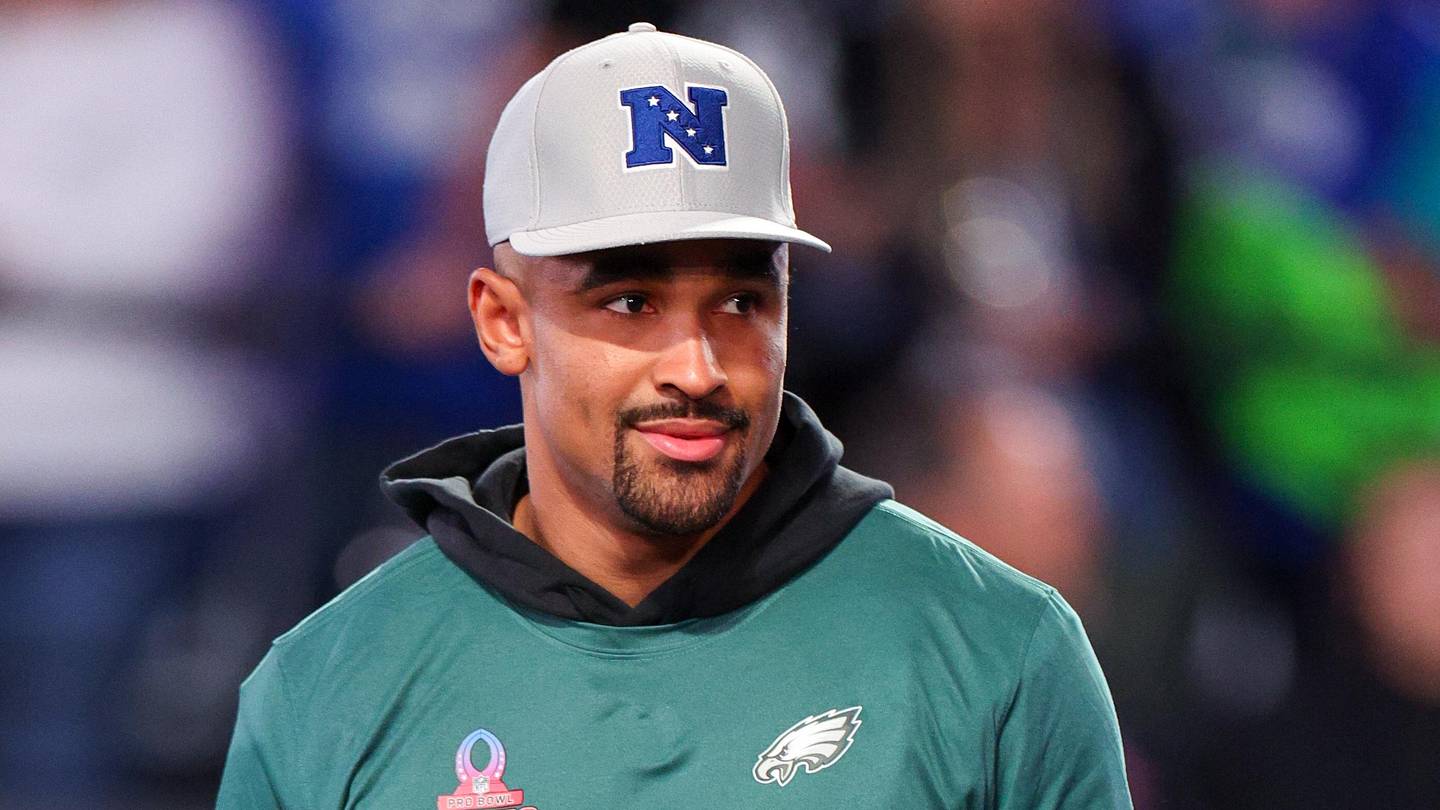 New Name Rumored as Eagles Backup QB Target