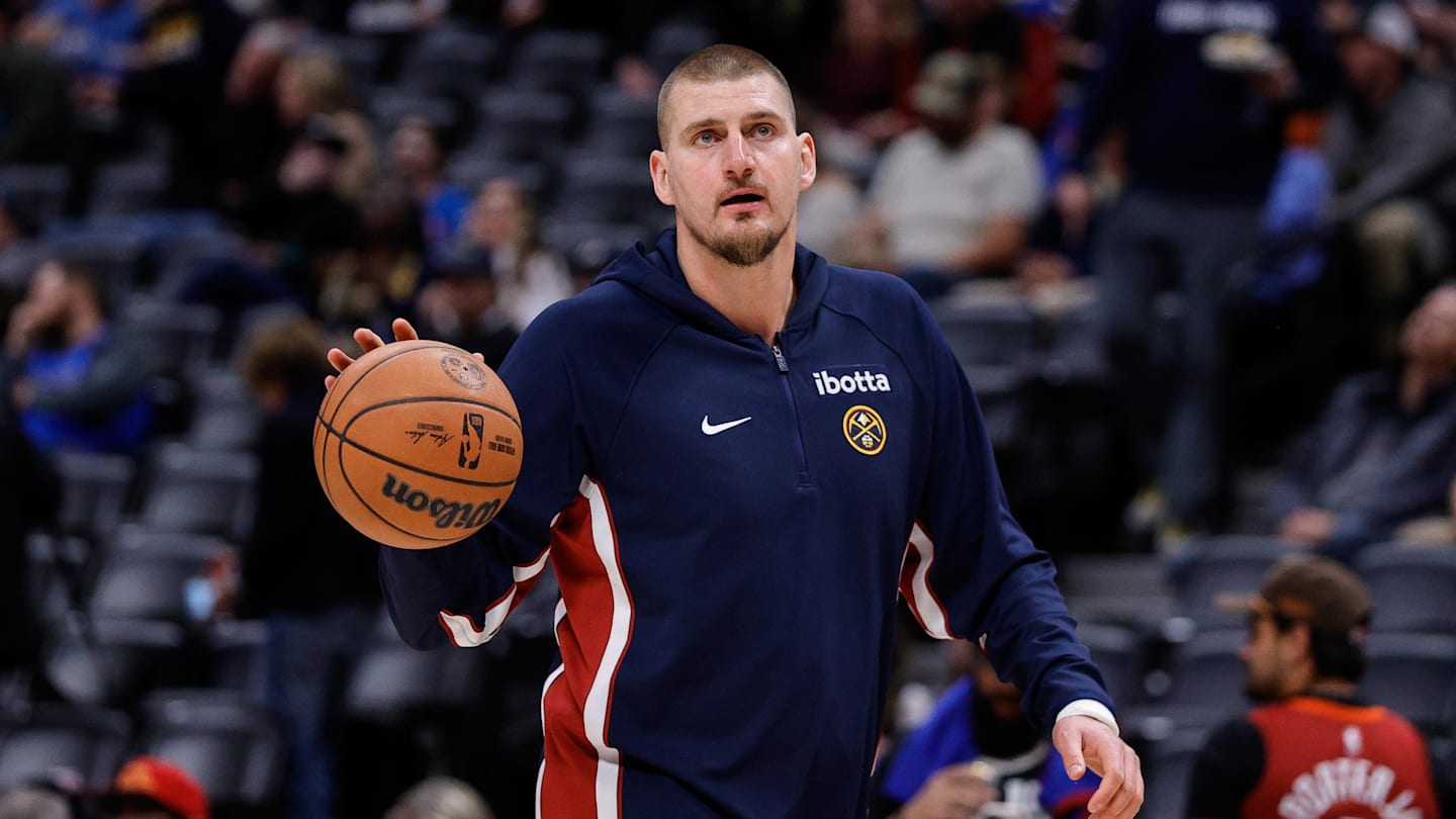 Nuggets' David Adelman Pushes Back on Nikola Jokic Comparisons