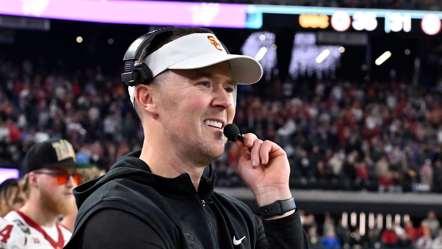 'Fraudulent' take on coach Lincoln Riley at USC is wholly incomplete