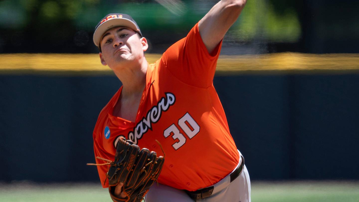 Gators Linked to Transfer Portal Pitcher After Rich Dorman Hiring