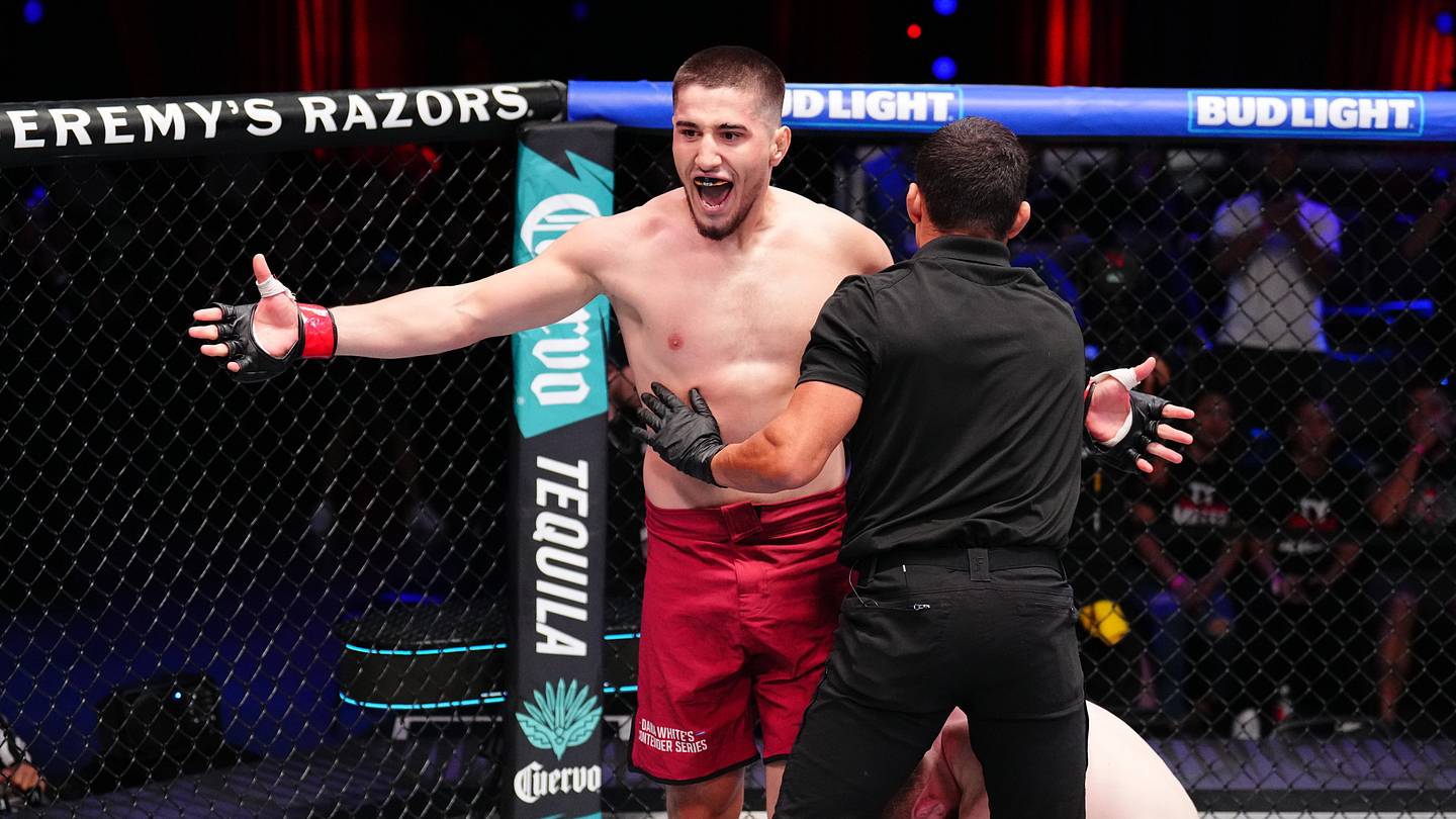 Undefeated fighter wins UFC contract after earning rave review from ...