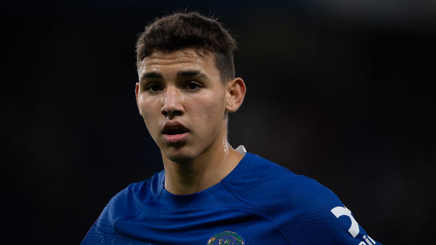 Chelsea's young Brazilian star Deivid Washington returns to Santos on a ...