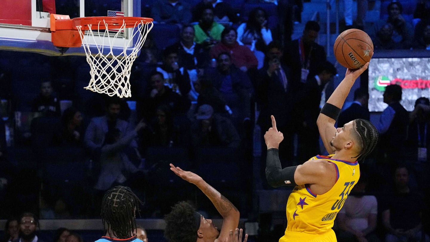 How Did Blazers’ Toumani Camara Do in NBA All-Star Rising Stars Challenge?