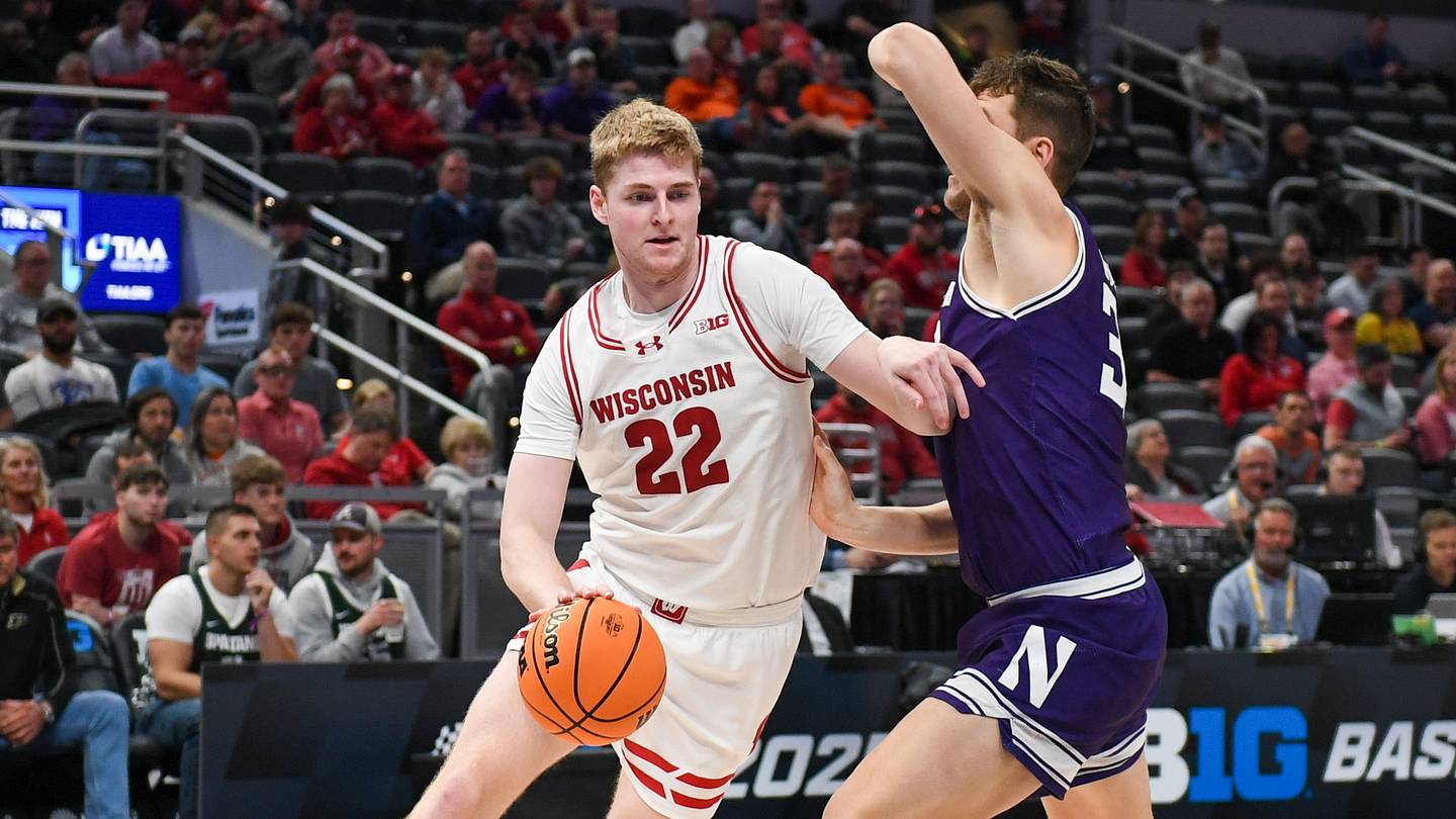 Steven Crowl explains his technical foul against Northwestern and fans ...