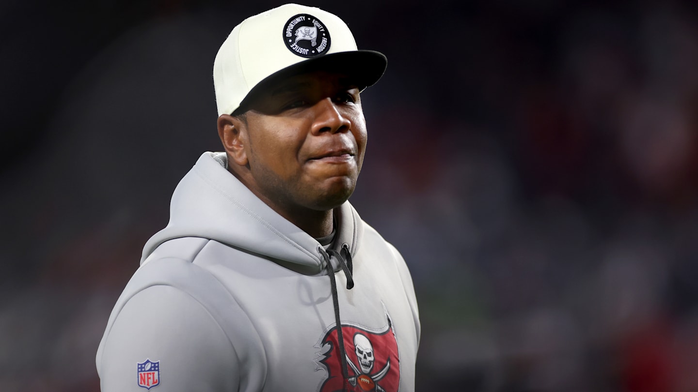 Former NFL QB Byron Leftwich seen at practice today in Colorado gear