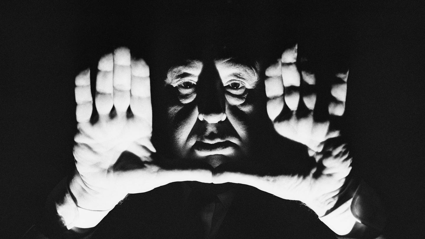 Horror vs Thriller: What's the difference?
