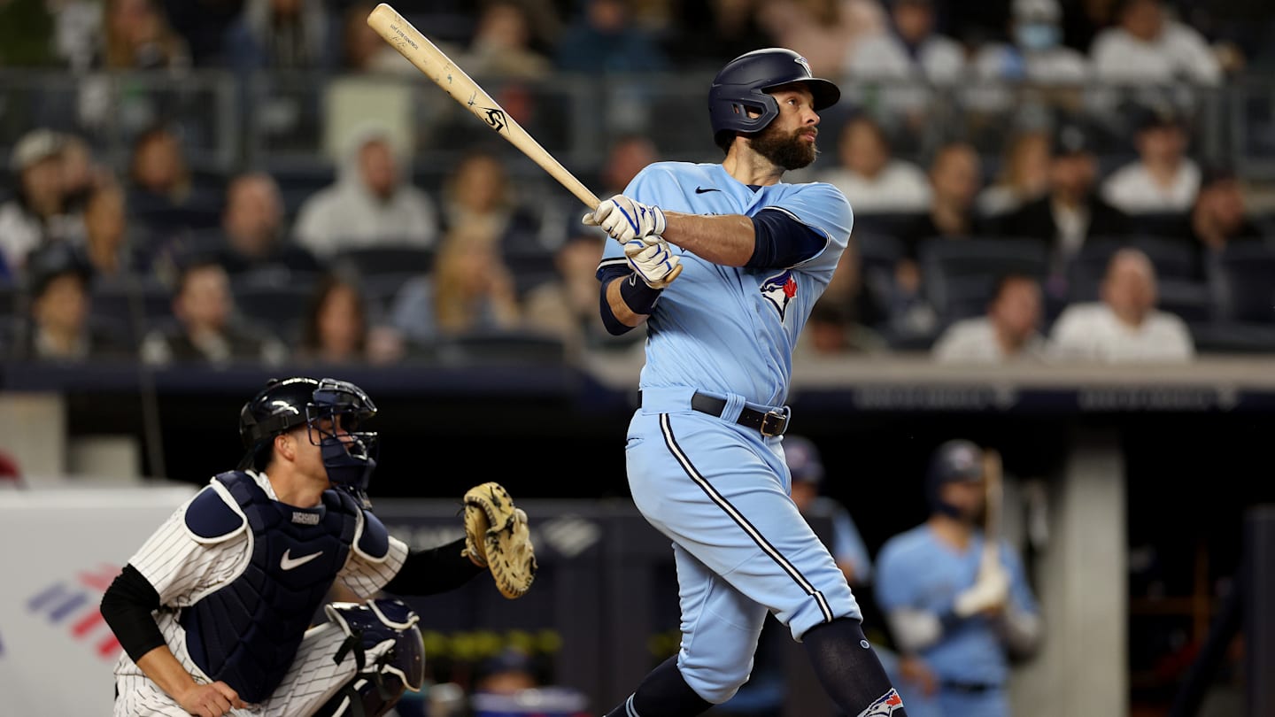 Blue Jays: Brandon Belt (finally) turns a corner against the Yankees ...