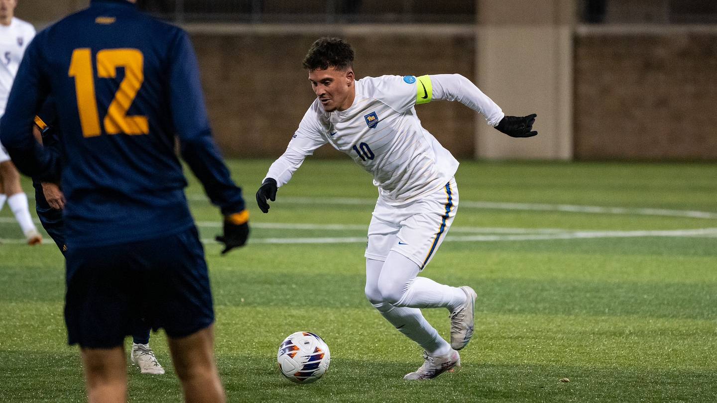 Pitt Men's Soccer Defeats Kansas City in Sweet 16
