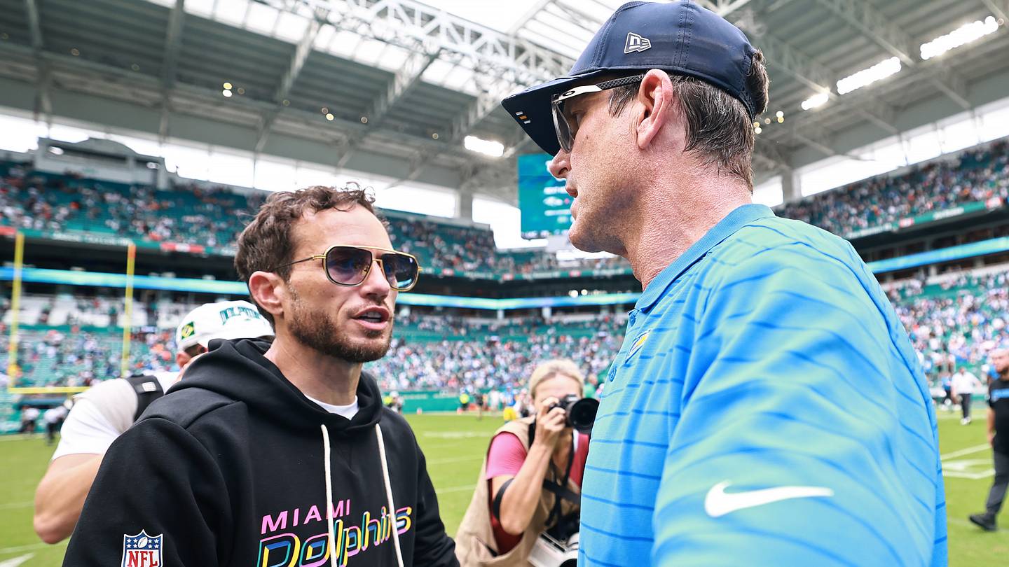 Mike McDaniel will blaze a warpath of revenge with Chargers after ...