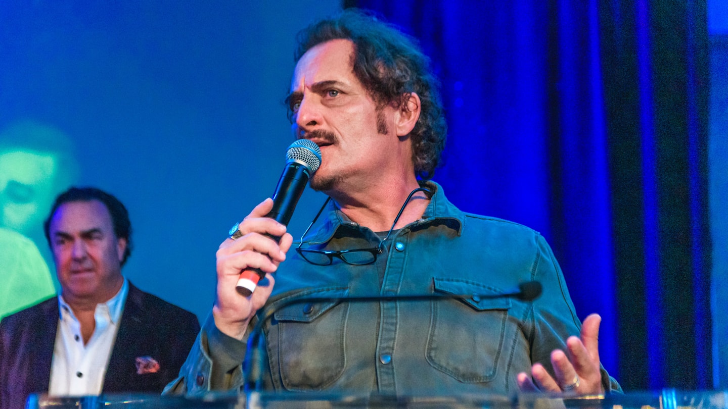 Kim Coates discusses role in Walking Dead: Dead City and confirms ...