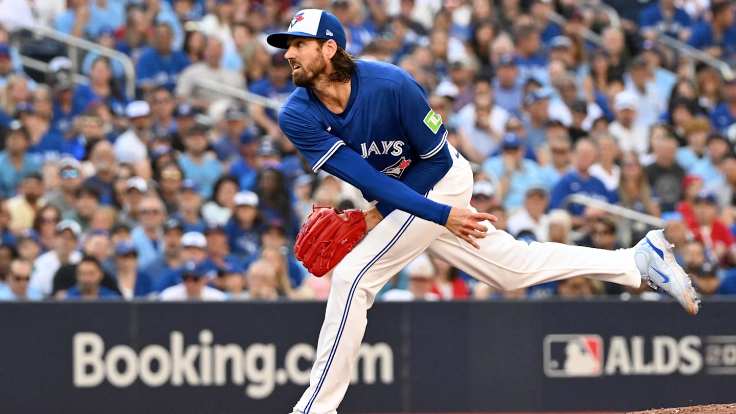 Toronto Blue Jays Release Game One Lineup for Mariners ALCS Matchup
