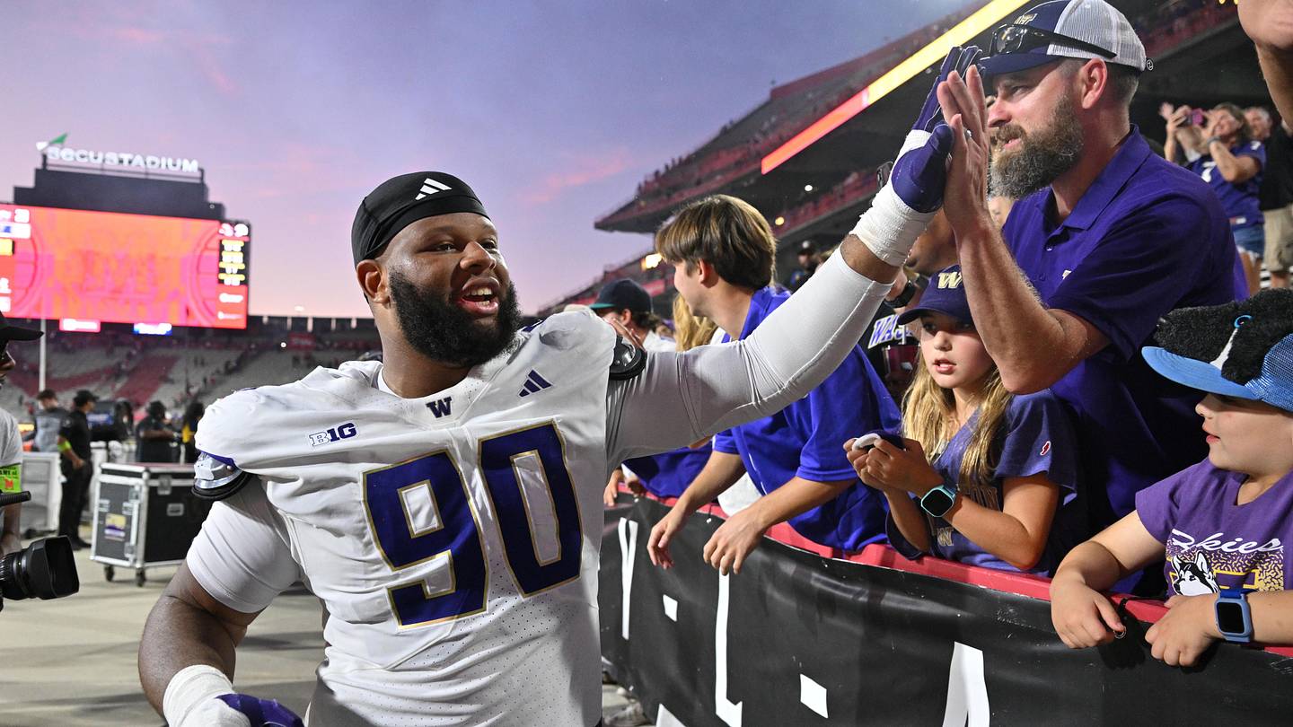 Husky Comeback Win Among Seven That Overcame 20-0 Deficit