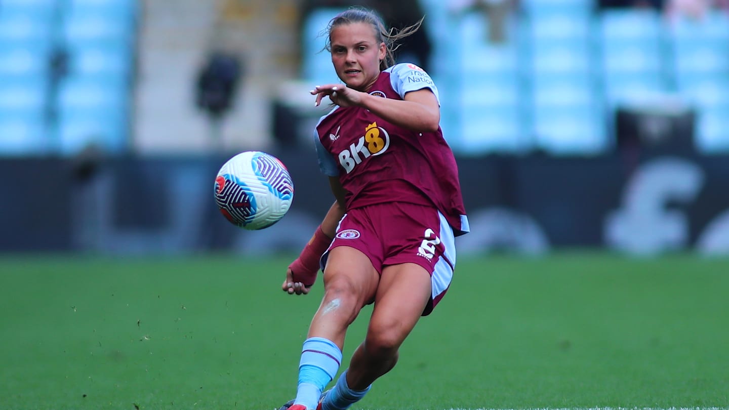 Sarah Mayling signs contract extension with Aston Villa Women until 2027