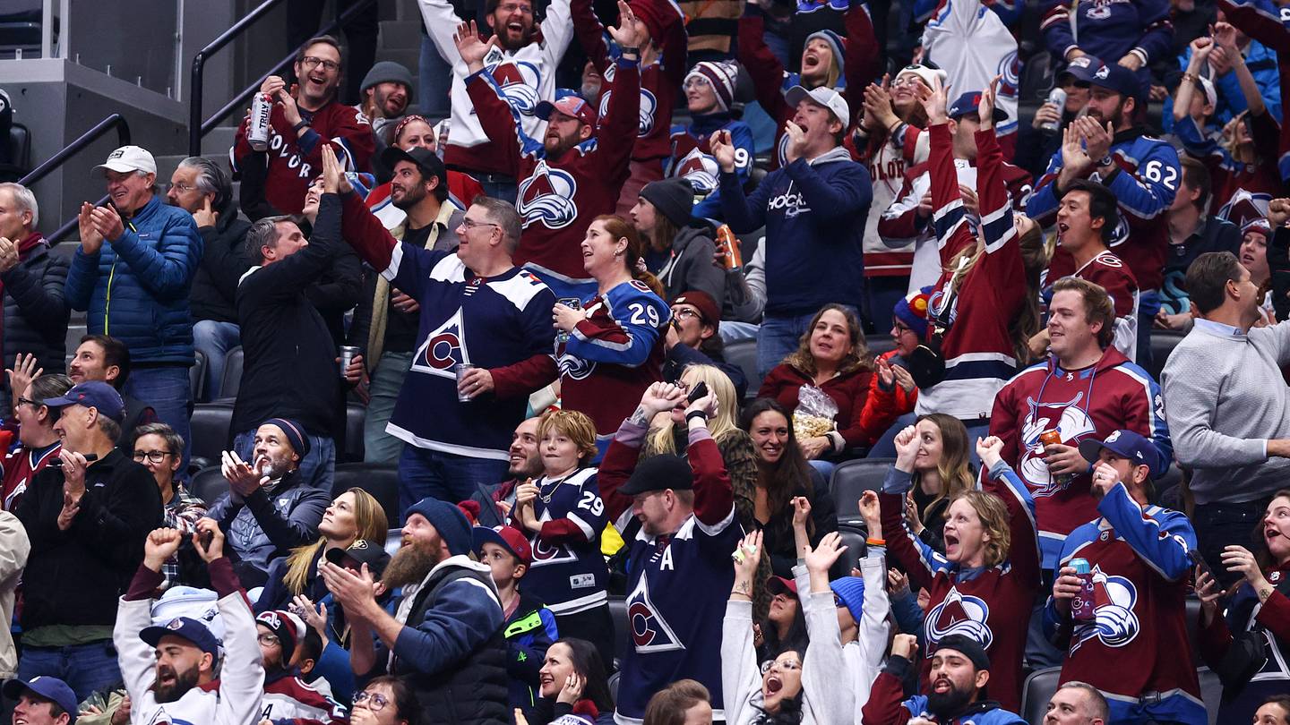 Colorado Avalanche standing pat on Charlie Coyle trade offers for this ...