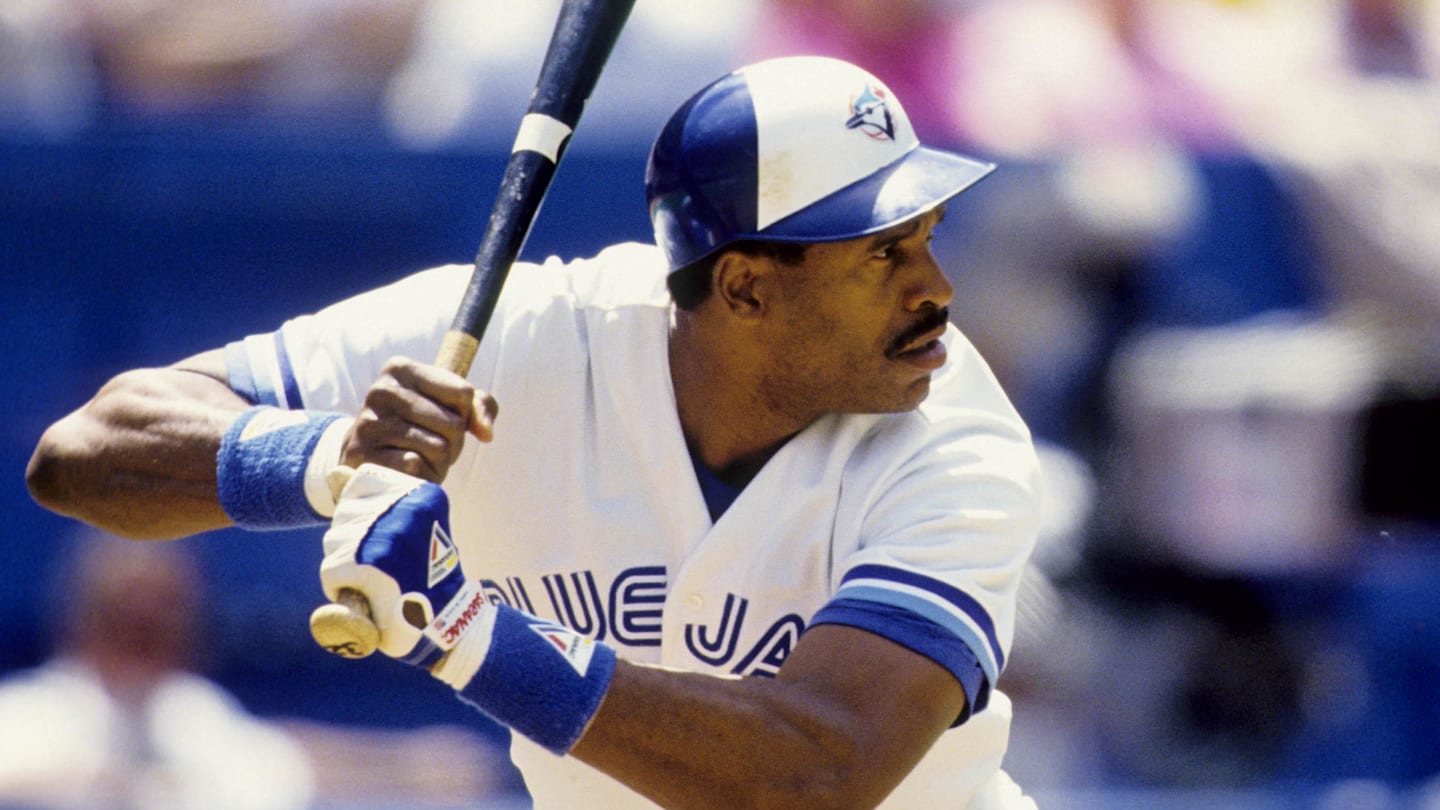 Blue Jays History: Future Hall of Famer signs with Toronto for one ...