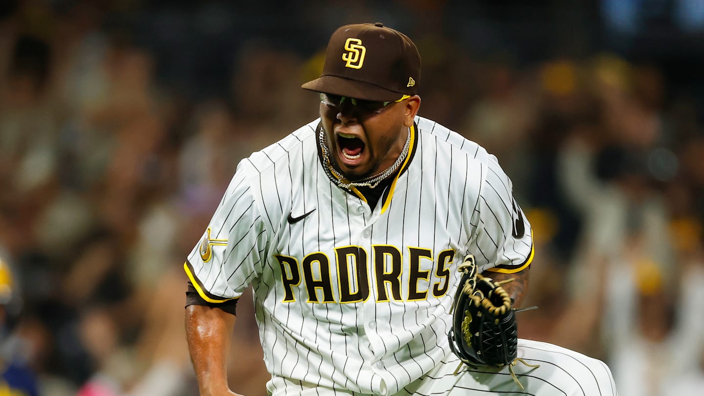 MLB writer projects this Padres prospect to make Opening Day roster