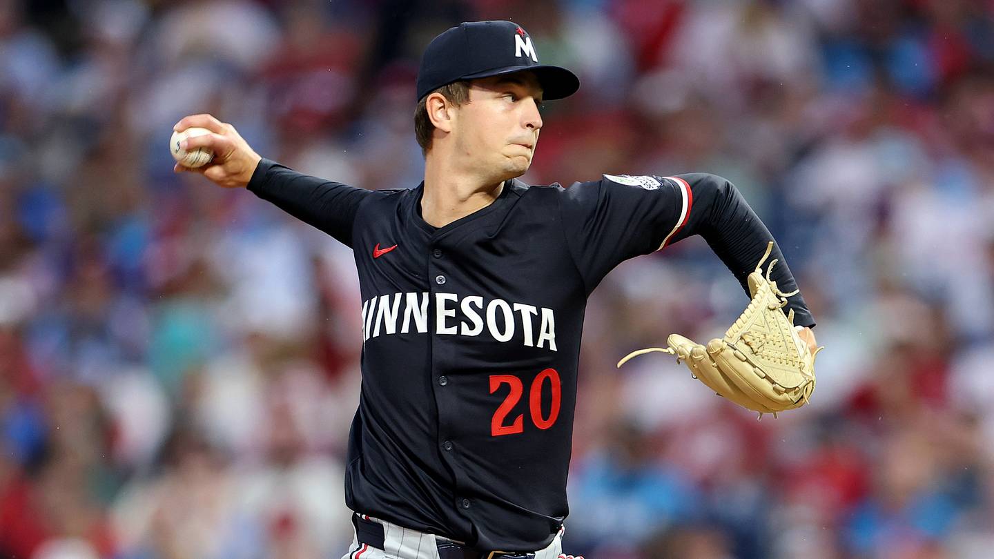 Phillies fans will cringe as former top prospect wins Pitcher of the ...