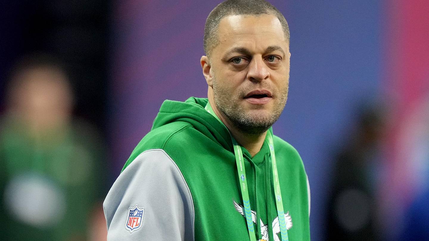 Eagles' WRs Coach Left with Nowhere to Hide After Patullo's Exit