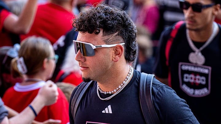 Oregon Quarterback Akili Smith Jr. Responds to Dylan Raiola Transfer News