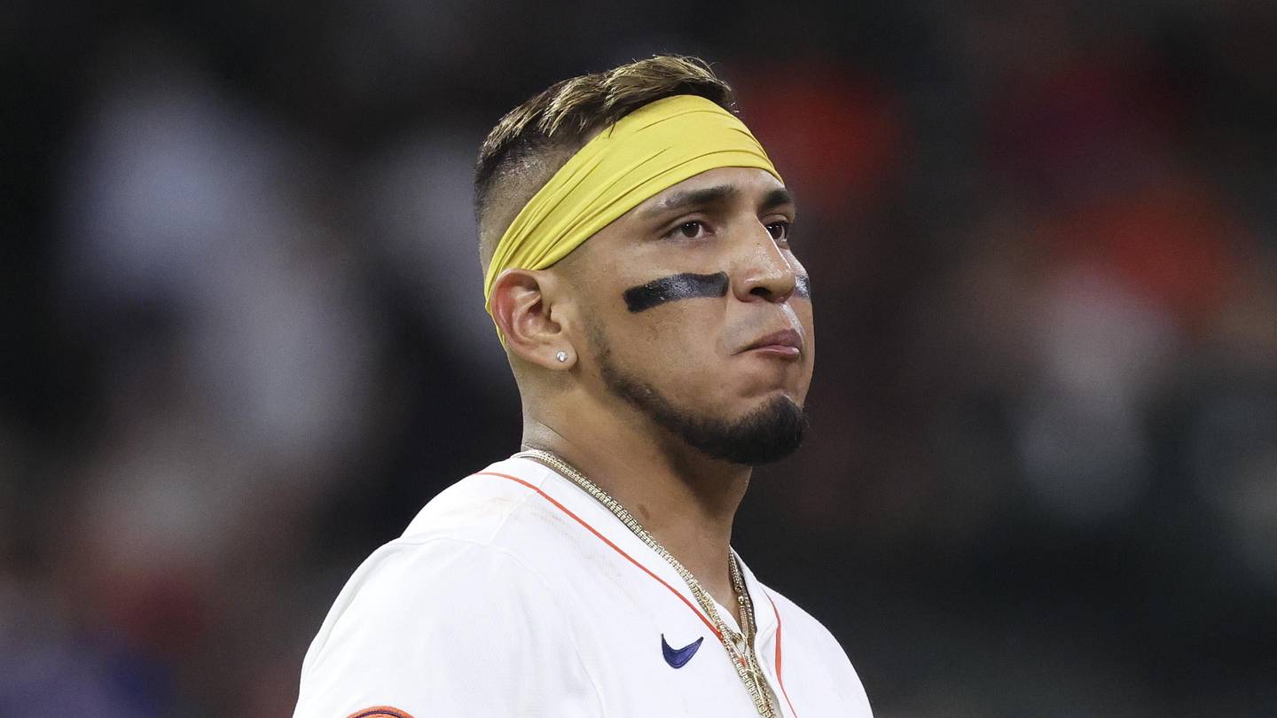 Astros Latest Injury to Isaac Paredes Could Drastically Alter Trade ...