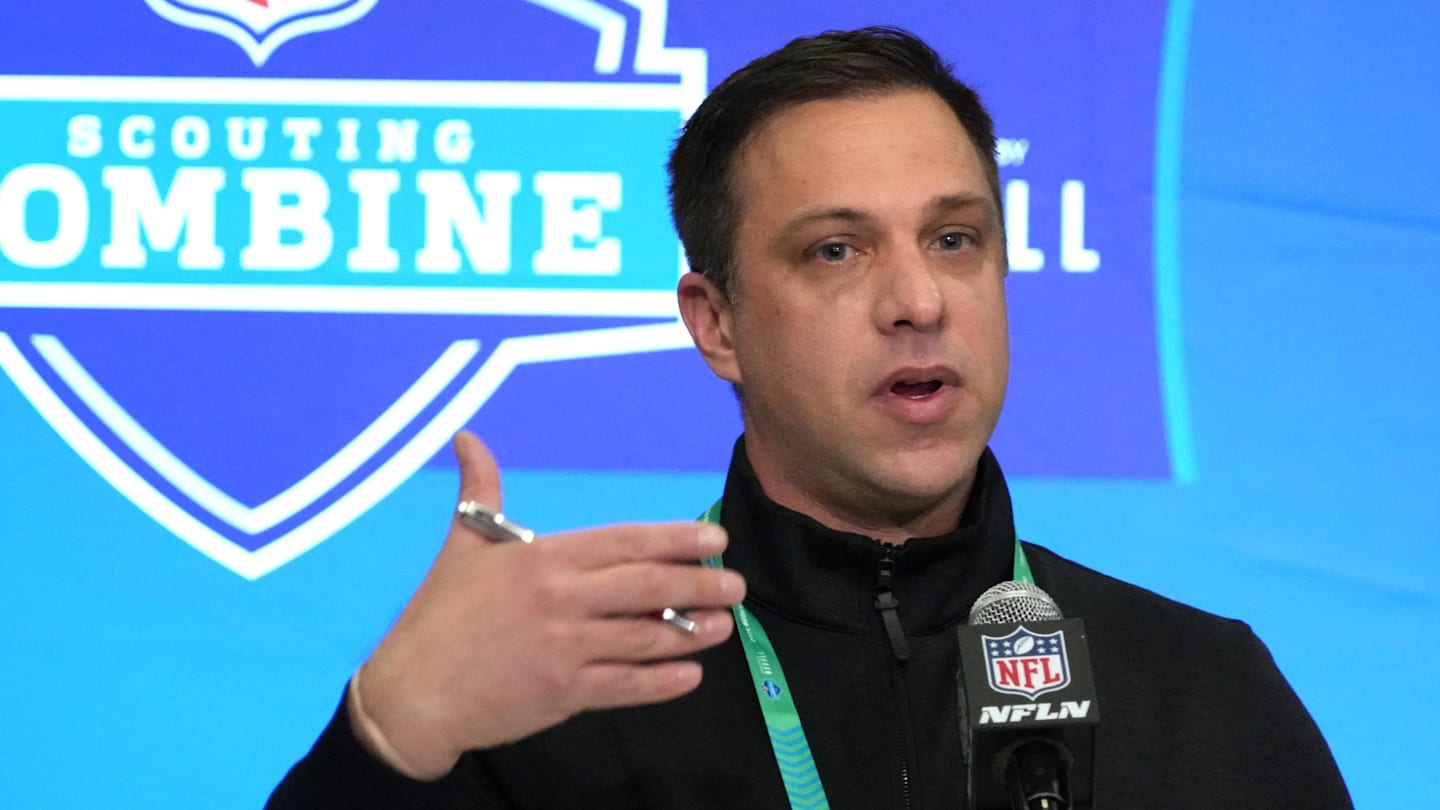 Chiefs Address Surprising Position in Latest First-Round Mock Draft