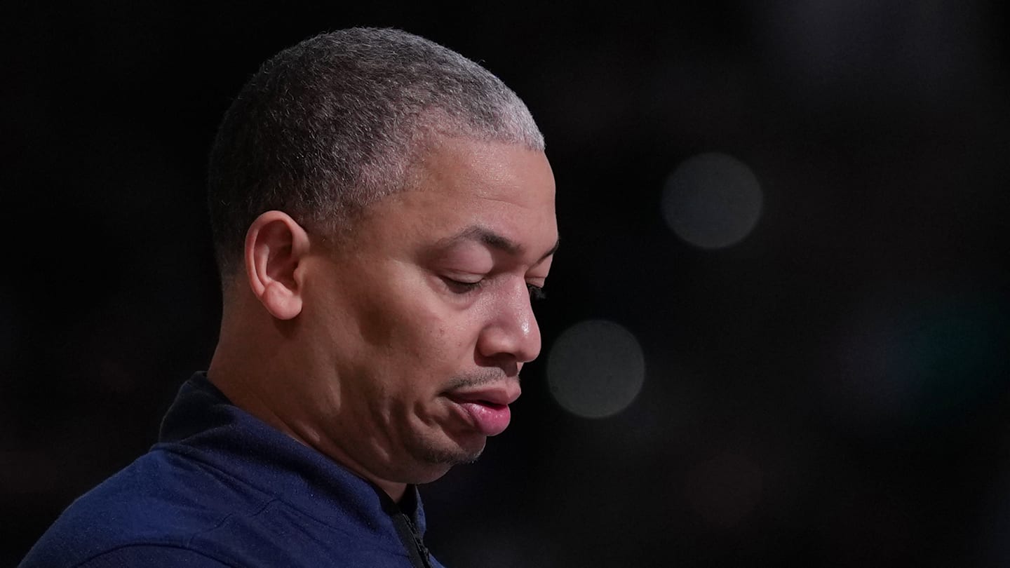 Clippers quietly waved white flag with talented but inexperienced point ...