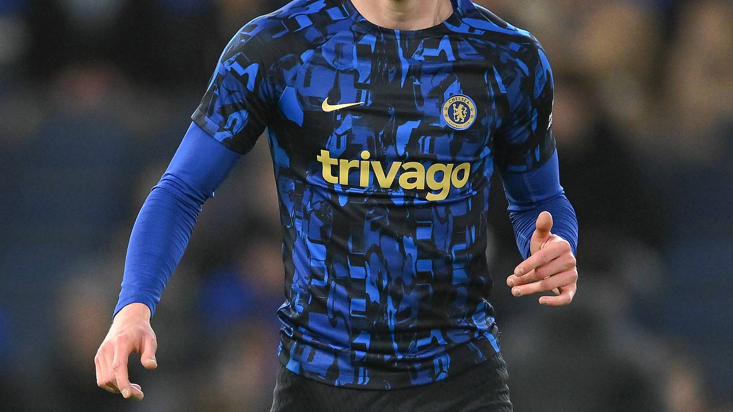 Chelsea star drops staying hint amid Solanke transfer suggestion