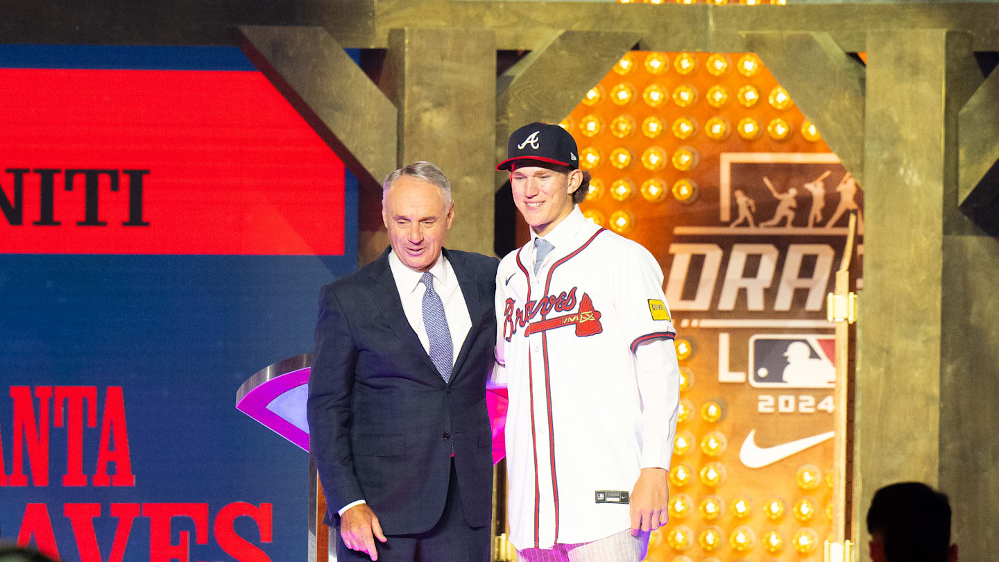 Way-too-early mock drafts rub salt in Braves' wound after brutal MLB ...