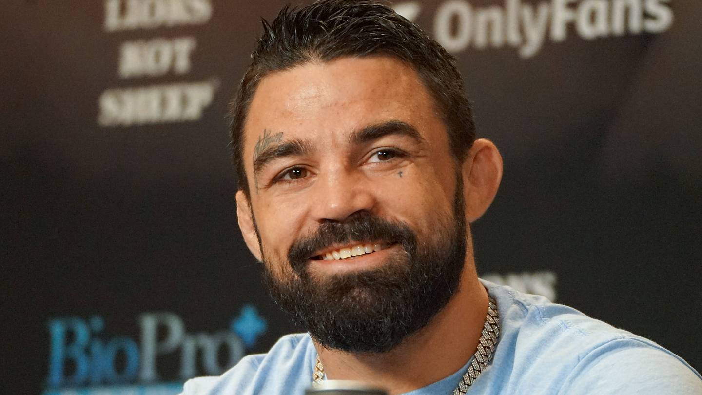 BKFC 82 Results: Mike Perry Defends King of Violence Title Against ...