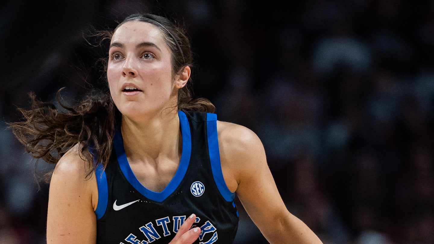 Georgia Amoore’s historic season: Is she the best in college basketball?