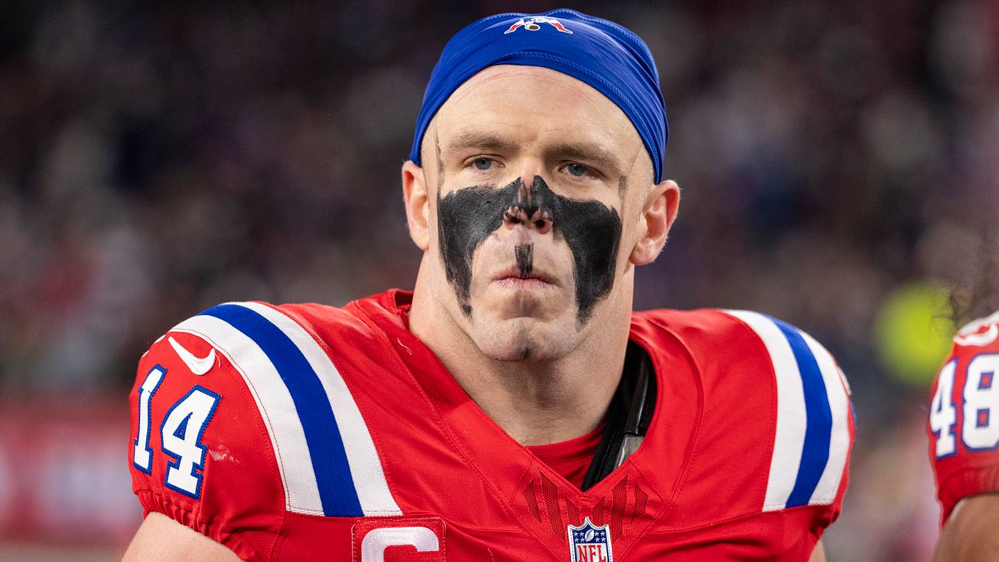 Patriots Facing Early Concerning Signs on Robert Spillane's Injury for SB