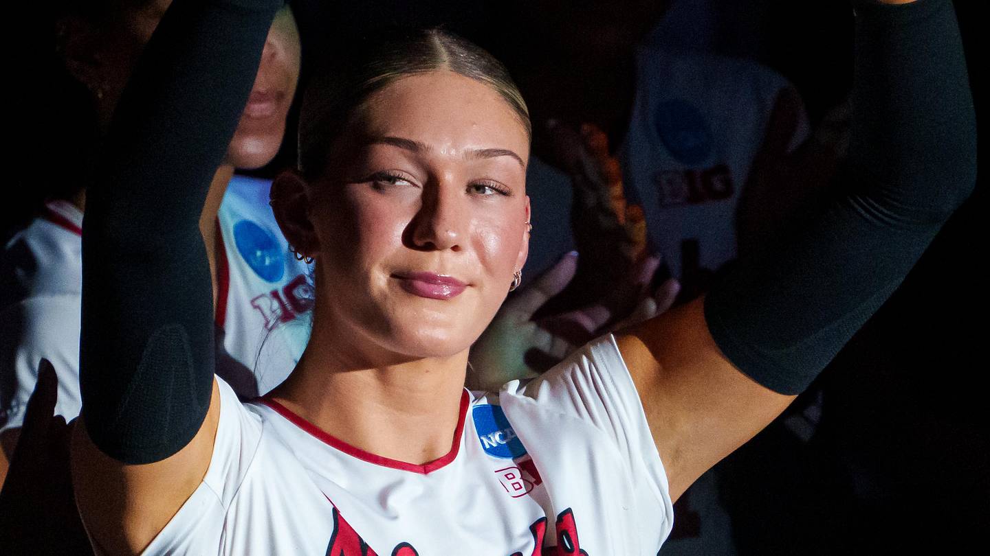 Nebraska Volleyball Star Andi Jackson Delivers Exciting Message On 5