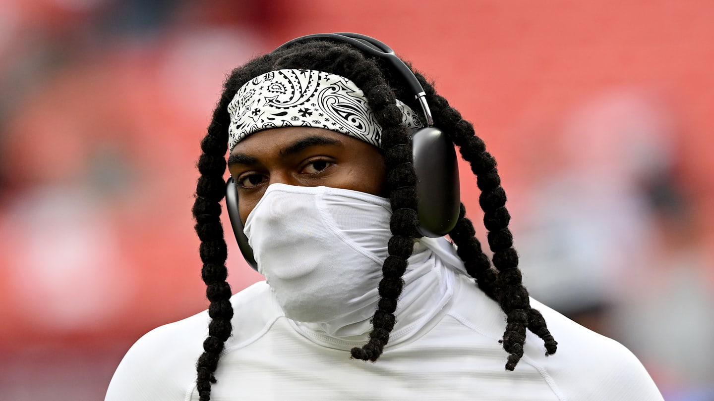 It sure looks like a Seahawks rival is walking into a late-season disaster