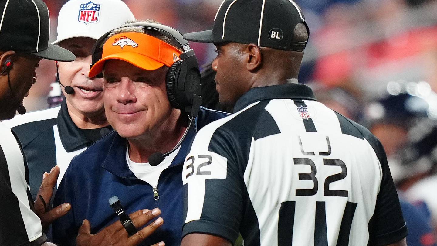 Viral NFL ref who protected Jaxon Smith-Njigba is former Cowboys standout