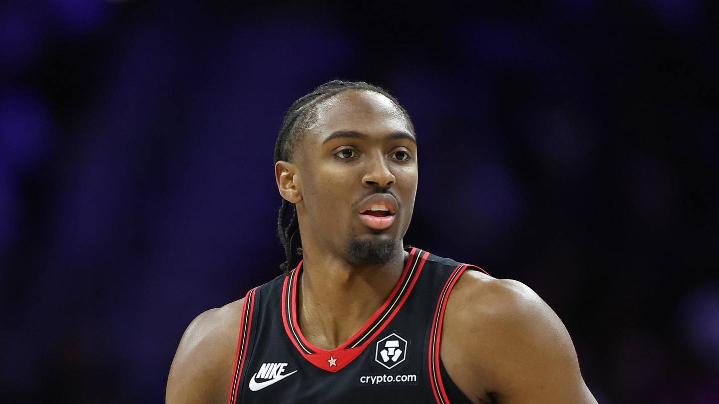 Tyrese Maxey's pregnant ex Myra Gordon causes stir sitting courtside at ...