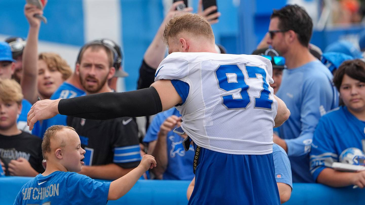 Lions Will Debut "The 313" Uniforms Against Giants