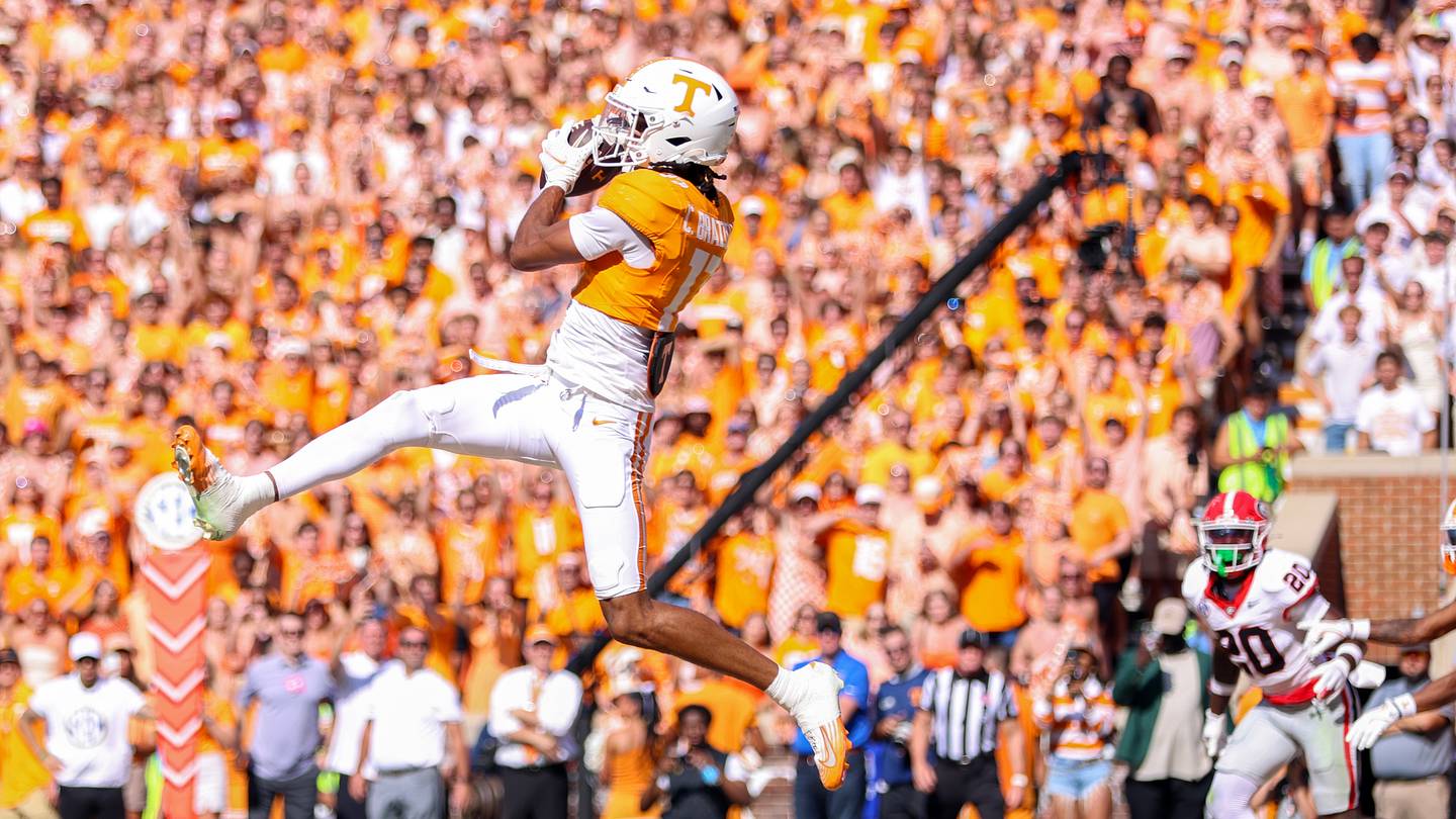 Tennessee football at Mississippi State TV and kickoff time officially set