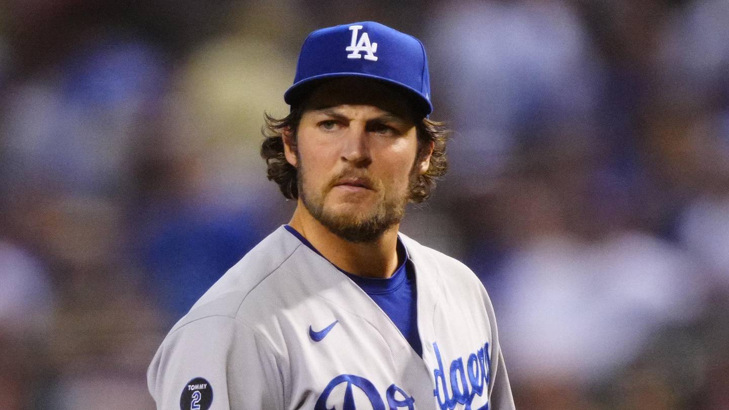Cubs' 2025 First-Round Pick Faces Trevor Bauer in Live At-Bats