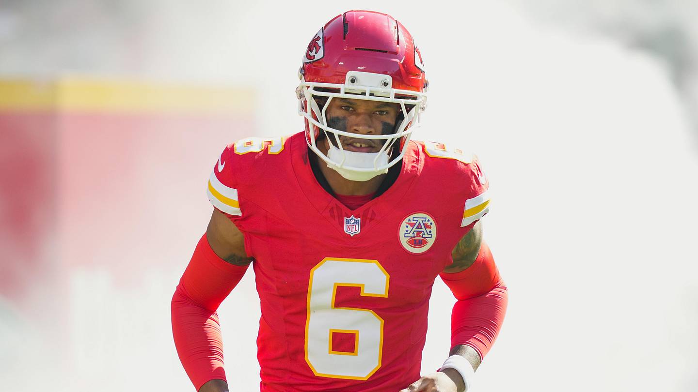 3 Cook Replacements Chiefs Must Now Pursue