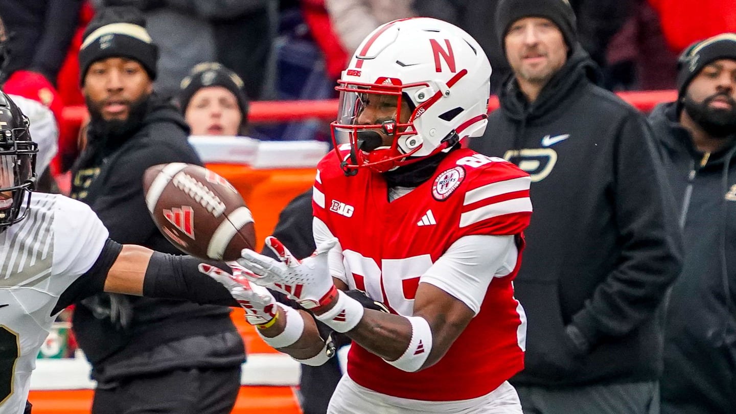 Incestflix porn videos speaks Japanese, Korean and a little