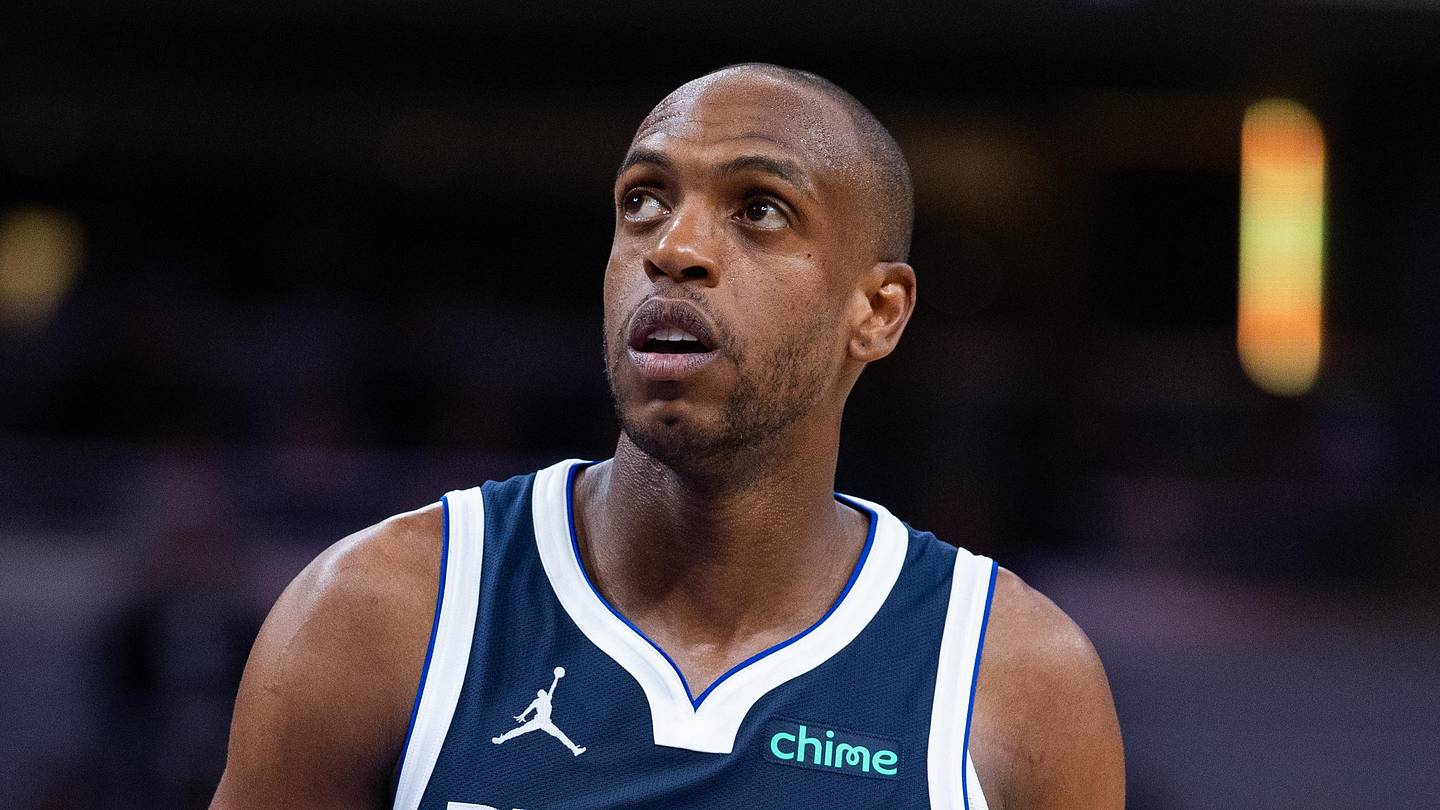 Khris Middleton denies title contender its wish with latest declaration