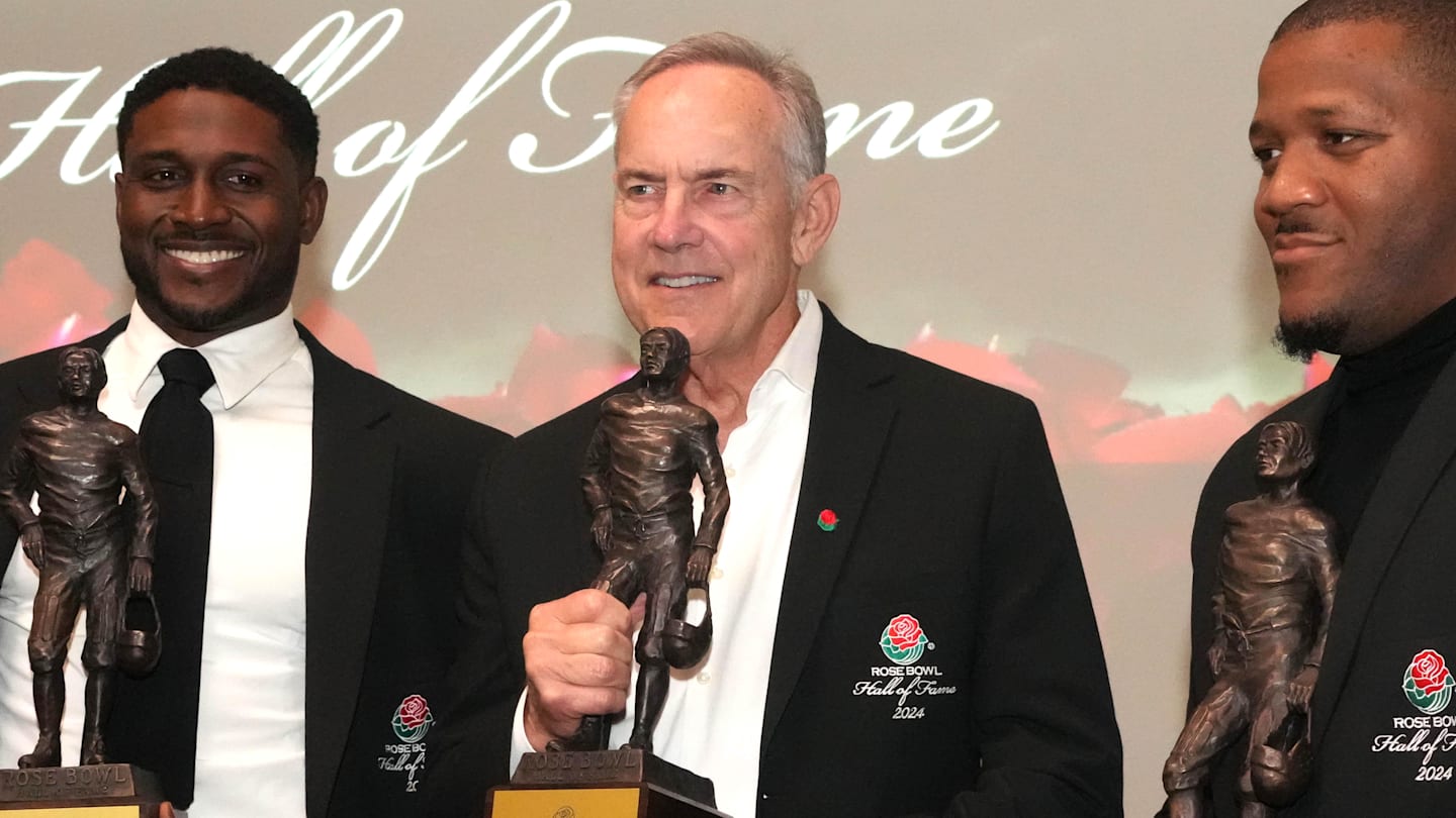 Spartans' Dantonio Inducted to Rose Bowl Hall of Fame