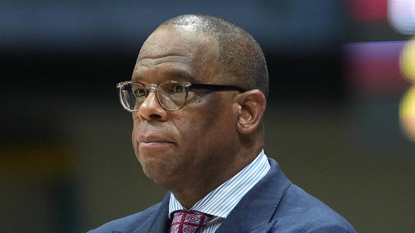 Davis Talks Secret to Preparation Ahead of Duke Matchup