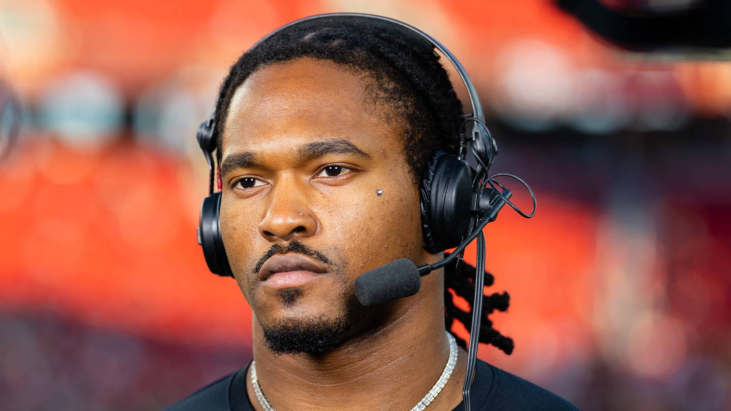 Panthers brace for disaster as prized free agent linked to AFC powerhouse