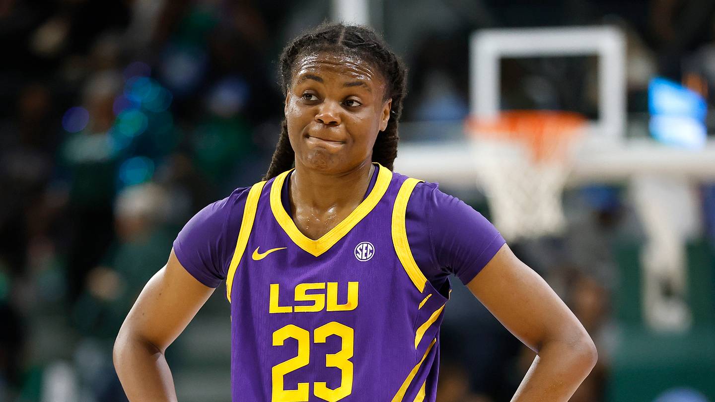 WBB rankings: Projected AP Top 25 after LSU loses twice in one week