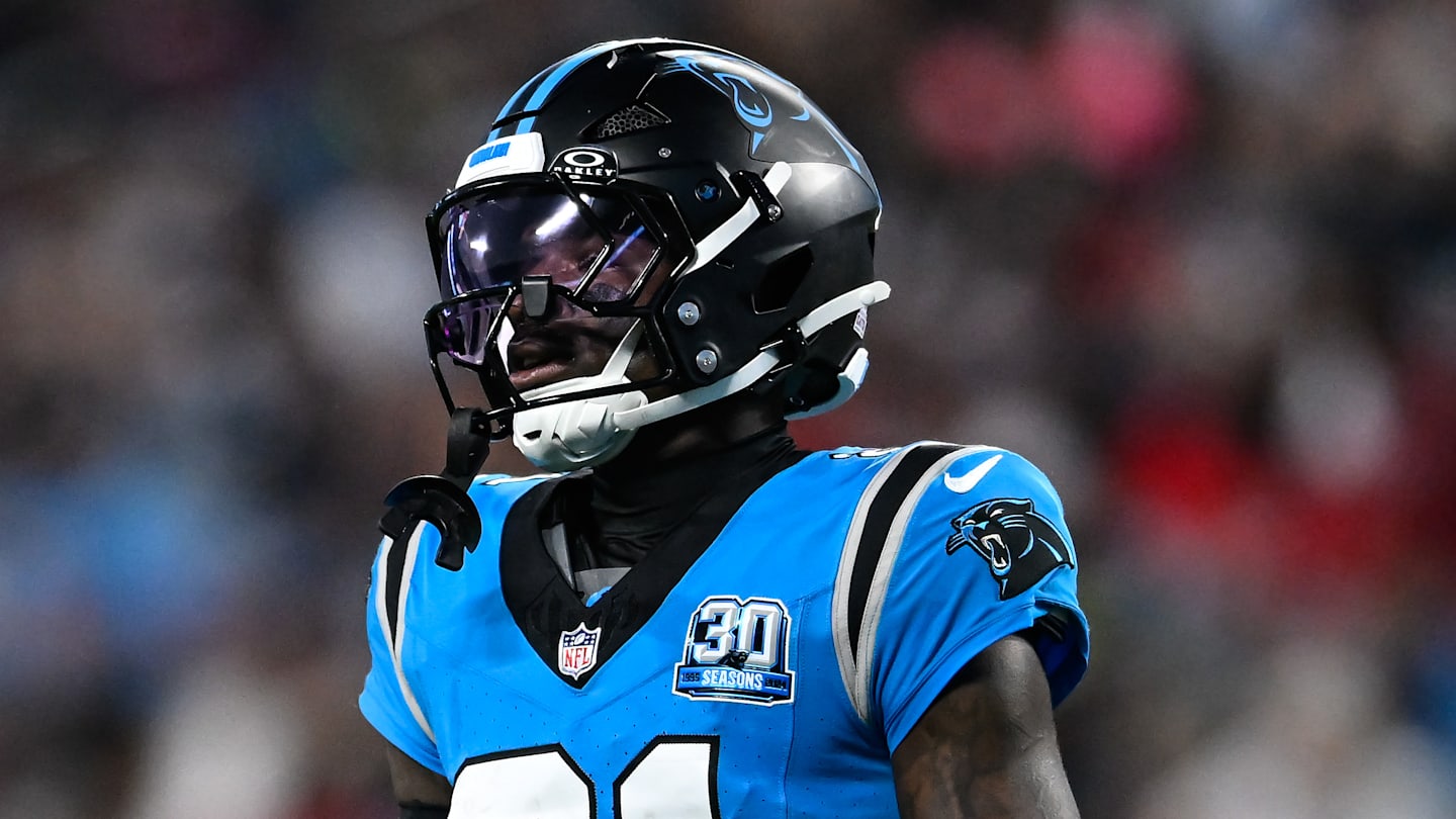 Panthers veteran clinging to relevancy as breakout rookie steals spotlight