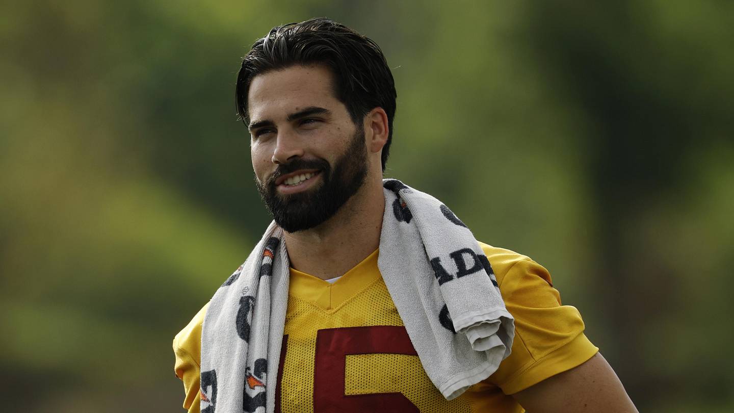 Sam Hartman Struggles Again: Concerns Grow After Second Preseason Game