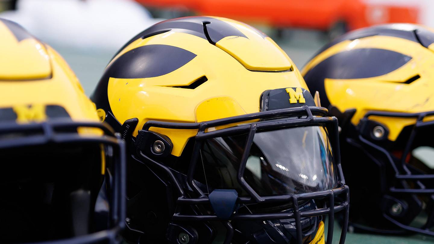 Michigan Football: Updated national rankings for 2026 recruiting class