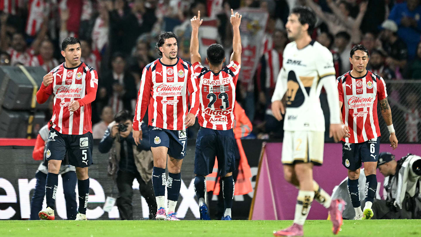Daniel Aguirre consiguió su primer gol con Chivas y selló la remontada 1-2 sobre Pumas en Ciudad ...